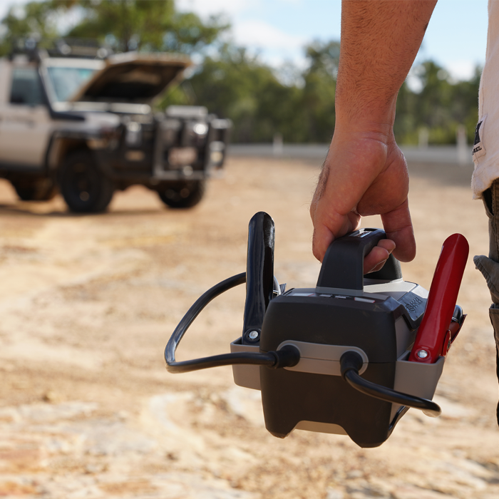 40 second recharge makes Projecta IS1500 Jumpstarter perfect for ...